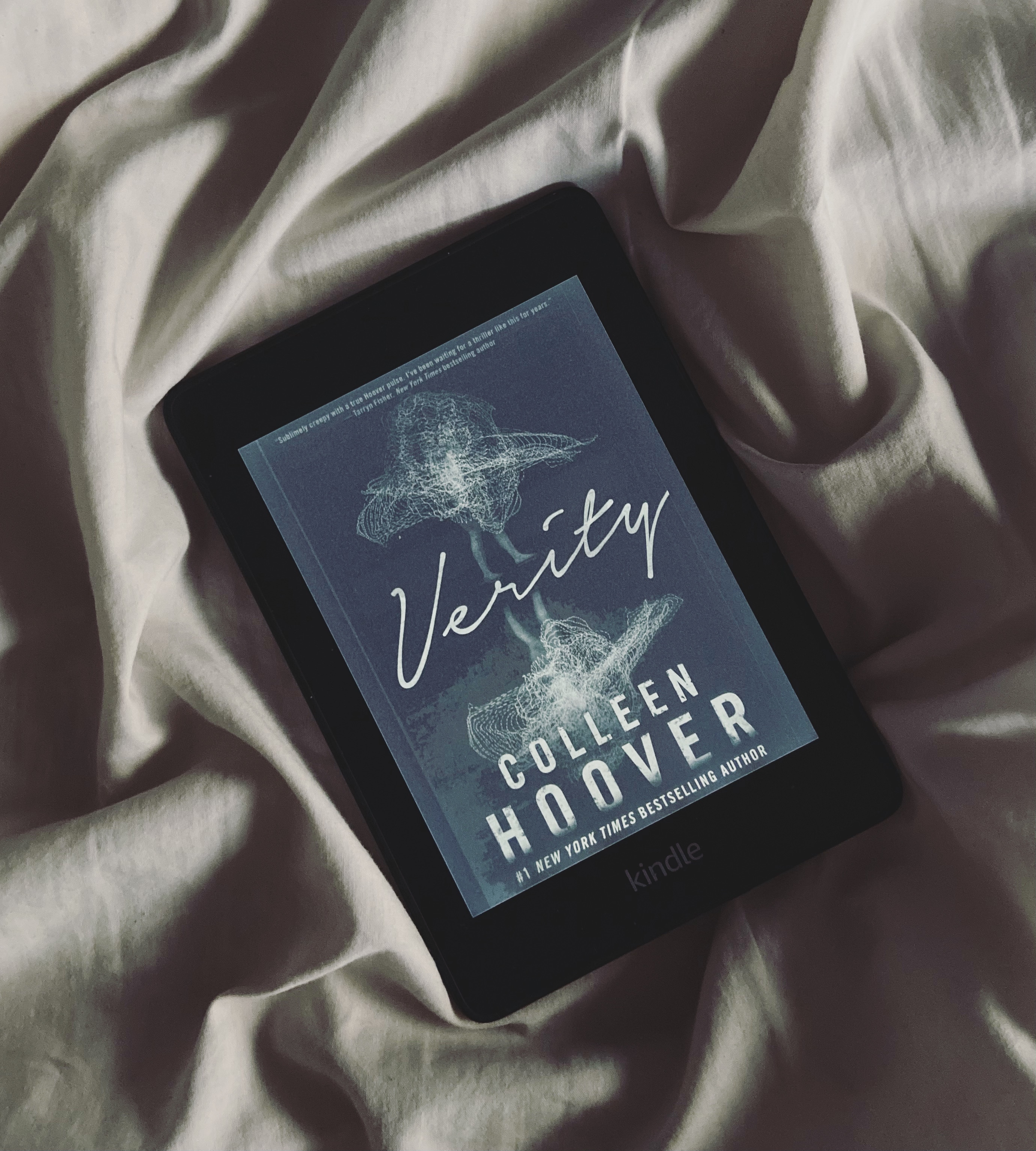 Resenha de Verity – Colleen Hoover – Namanita